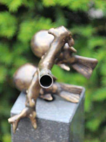 2 mussen op tak, excl. sokkel - Beeldenmarkt