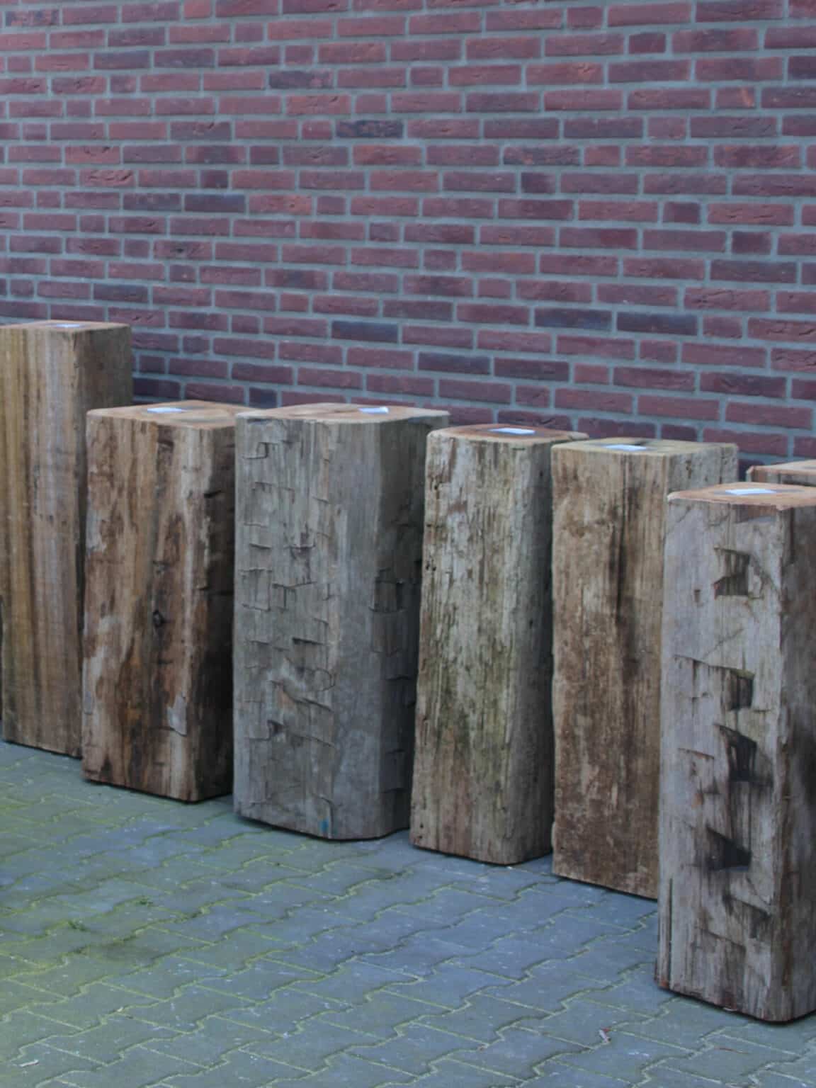 Sokkels en zuilen - Beeldenmarkt