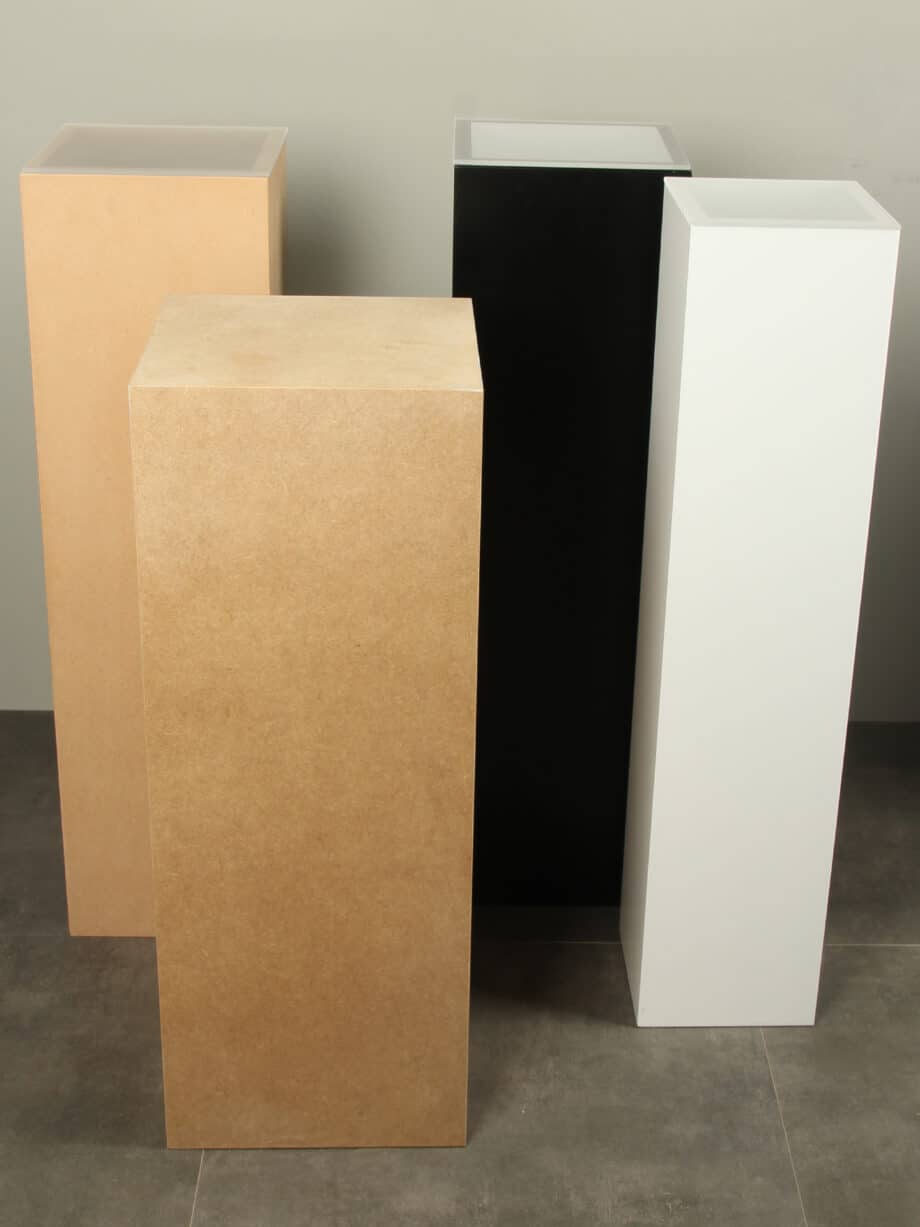 Sokkels en zuilen - Beeldenmarkt